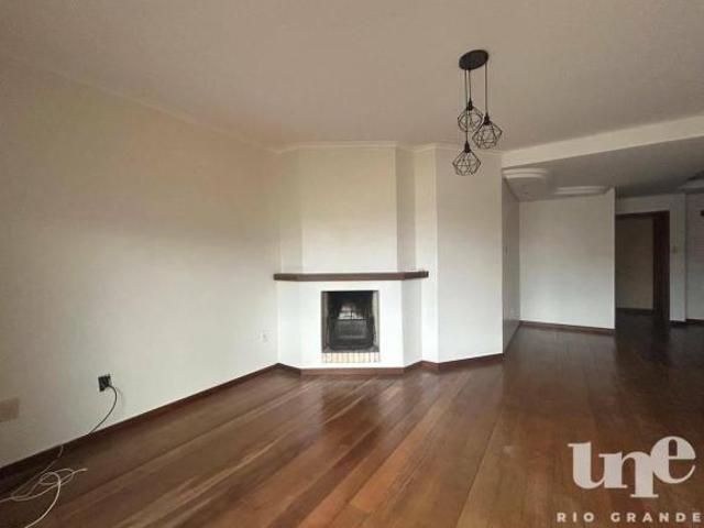 Apartamento com 3 dormitórios à venda, 164 m² por R$ 550.000,00 Cidade Nova Rio Grande/RS