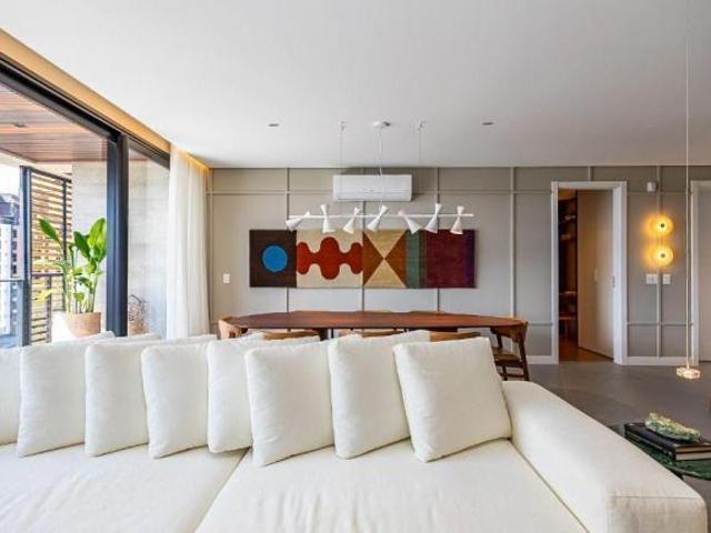 Apartamento com 3 dormitórios à venda, 165 m² por R$ 3.729.249,35 Bigorrilho Curitiba/PR