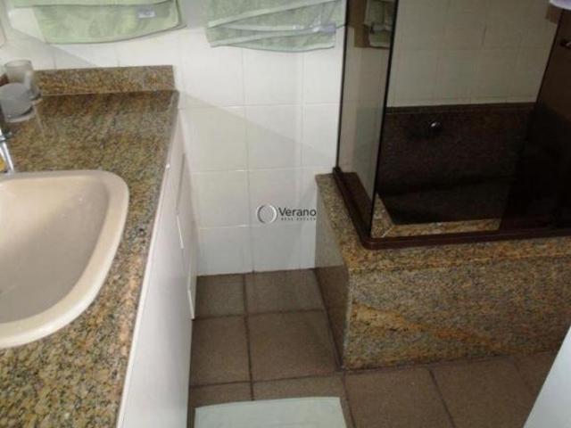 Apartamento com 3 dormitórios à venda, 165 m² por R$ 700.000,00 E