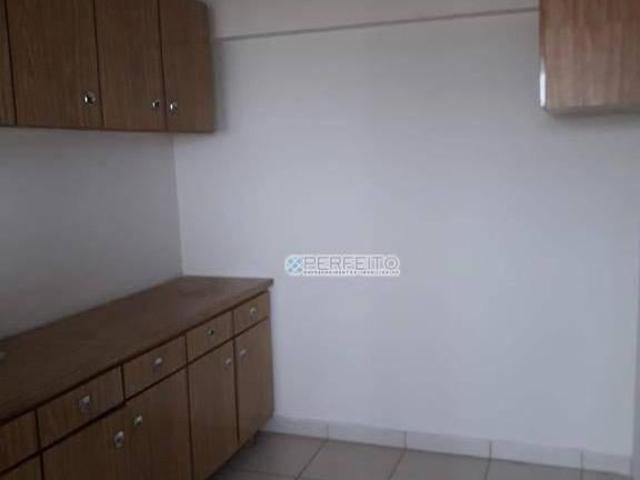 Apartamento com 3 dormitórios à venda, 168 m² por R$ 552.000,00 Centro Londrina/PR
