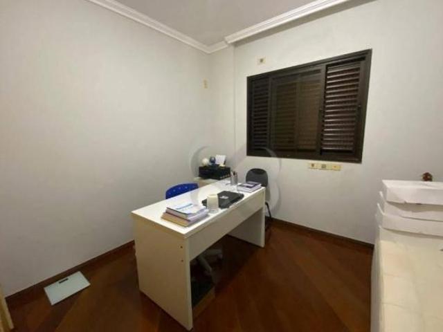 Apartamento com 3 dormitórios à venda, 168 m² por R$ 800.000,00 Centro Londrina/PR