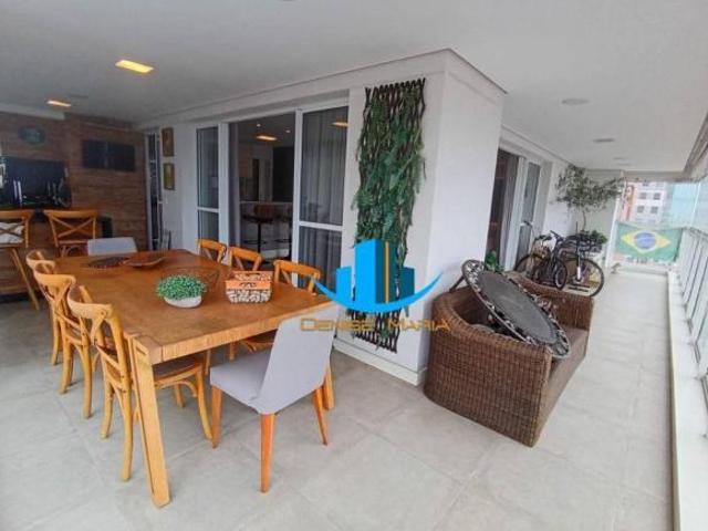 Apartamento com 3 dormitórios à venda, 171 m² por R$ 3.498.000,00 Embaré Santos/SP