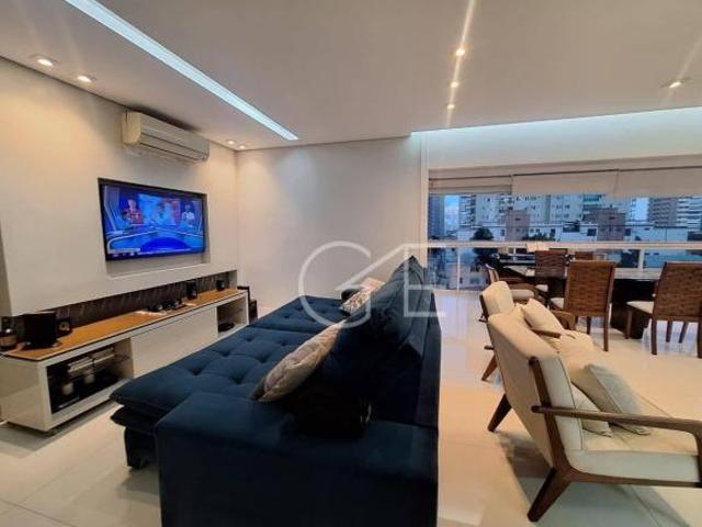 Apartamento com 3 dormitórios à venda, 172 m² por R$ 2.500.000,00 Embaré Santos/SP