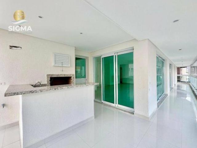 Apartamento com 3 dormitórios à venda, 175 m² por R$ 1.290.000,00 Pitangueiras Guarujá/SP