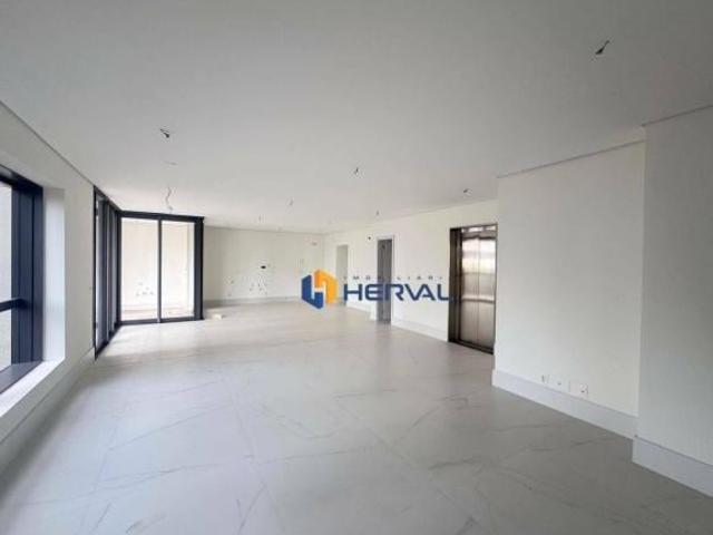Apartamento com 3 dormitórios à venda, 179 m² por R$ 2.100.000,00 Zona 03 Maringá/PR