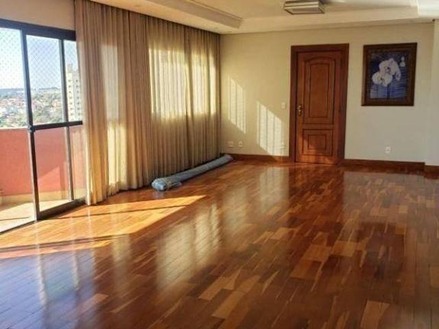 Apartamento com 3 dormitórios à venda, 183 m² por R$ 1.200.000,00 Centro São Carlos/SP