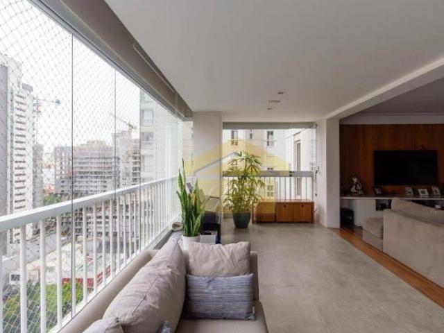 Apartamento com 3 dormitórios à venda, 181 m² Indianópolis São Paulo/SP