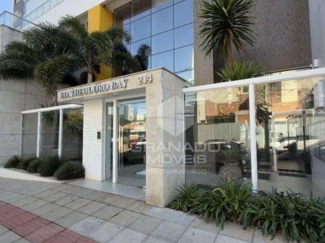 Apartamento com 3 dormitórios à venda, 184 m² por R$ 2.250.000,00 Centro Maringá/PR