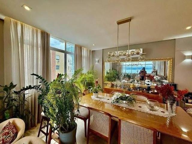 Apartamento com 3 dormitórios à venda, 184 m² por R$ 2.650.000,00 Ponta da Praia Santos/SP