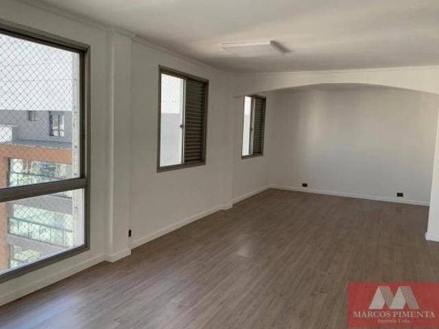 Apartamento com 3 dormitórios à venda, 189 m² por R$ 2.400.000,00 Jardim Paulista São Paulo/SP