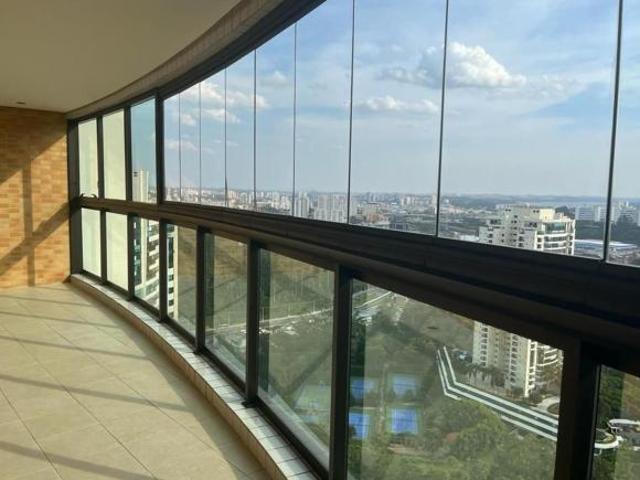 Apartamento com 3 dormitórios à venda, 192 m² no Panamby