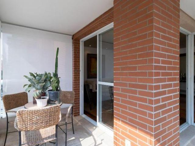 Apartamento com 3 dormitórios à venda, 195 m² por R 3.000.000 Moema Índios São Paulo/SP