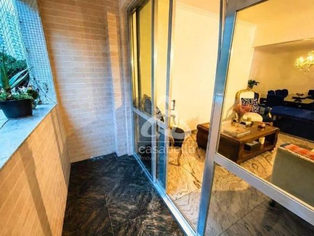 Apartamento com 3 dormitórios à venda, 196 m² por R$ 1.300.000,00 José Menino Santos/SP
