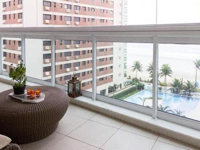 Apartamento com 3 dormitórios à venda, 196 m² por R$ 1.800.000,00 Astúrias Frente Mar Guarujá/SP