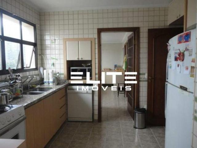 Apartamento com 3 dormitórios à venda, 198 m² por R$ 950.000,00 Vila Bastos Santo André/SP