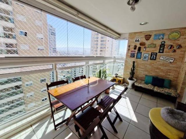 Apartamento com 3 dormitórios à venda, 103 m² por R$ 1.100.000,00 Ponta da Praia Santos/SP