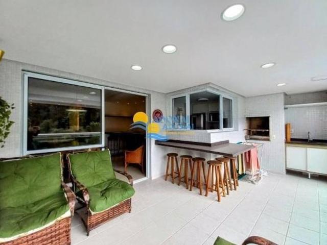 Apartamento com 3 dormitórios à venda, 103 m² por R$ 850.000,00 Pitangueiras Guarujá/SP