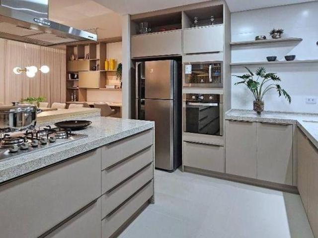 Apartamento com 3 dormitórios à venda, 103 m² por R$ 974.100,00 Centro São José dos Pinhais/PR