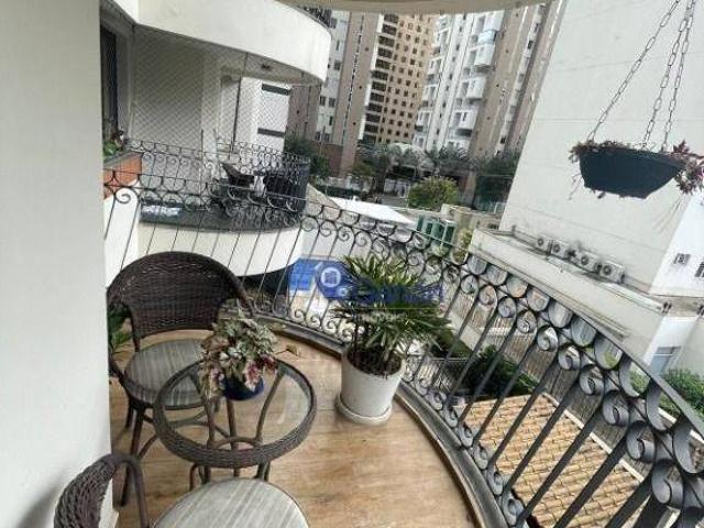 Apartamento com 3 dormitórios à venda, 100 m² por R$ 1.280.000,00 Moema São Paulo/SP