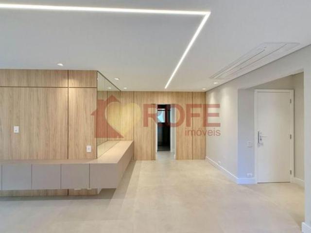 Apartamento com 3 dormitórios à venda, 100 m² por R$ 1.975.000,00 Moema São Paulo/SP