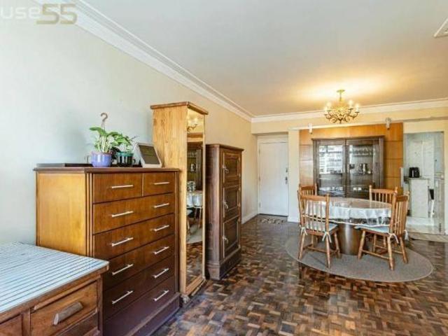 Apartamento com 3 dormitórios à venda, 101 m² por R$ 650.000,00 Centro Cívico Curitiba/PR