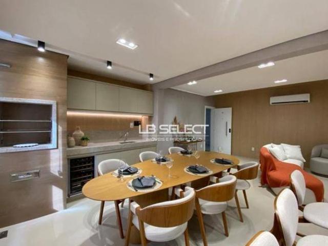 Apartamento com 3 dormitórios à venda, 101 m² por R$ 950.000,00 Santa Mônica Uberlândia/MG
