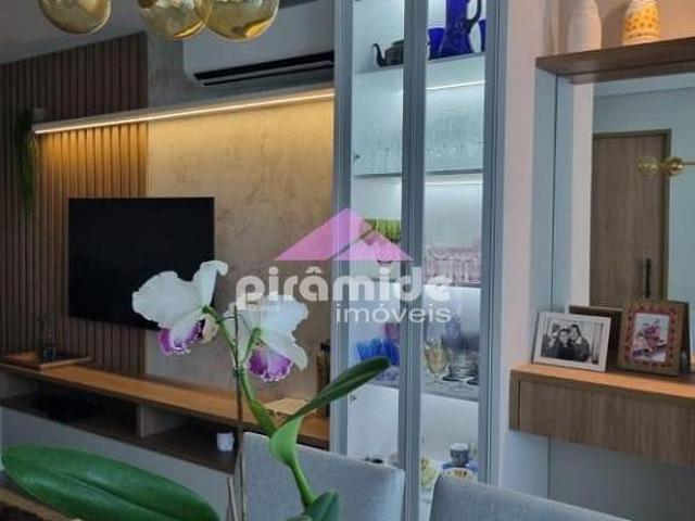 Apartamento com 3 dormitórios à venda, 102 m² por R$ 1.400.000,00 Jardim Aquarius São José dos C