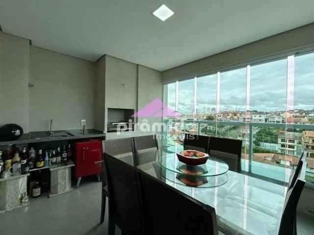 Apartamento com 3 dormitórios à venda, 102 m² por R$ 880.000,00 Vila Aprazível Jacareí/SP
