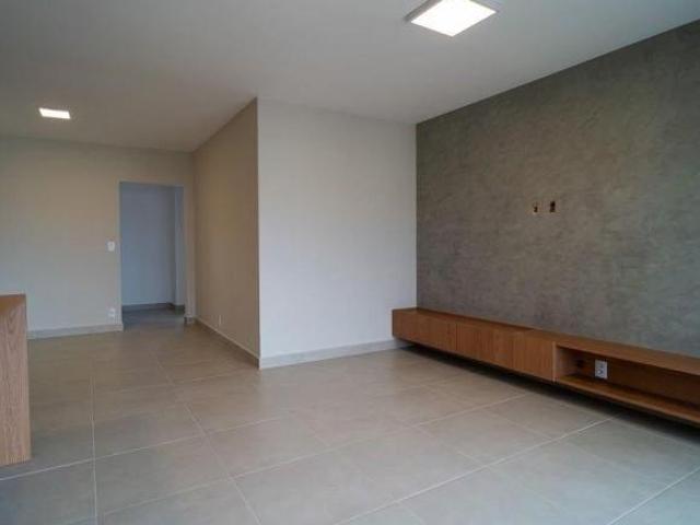 Apartamento com 3 dormitórios à venda, 107 m² por R$ 1.190.000,00 Épico Pla.