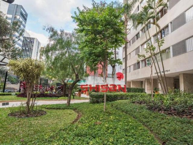 Apartamento com 3 dormitórios à venda, 107 m² por R$ 1.590.000,00 Higienópolis São Paulo/SP