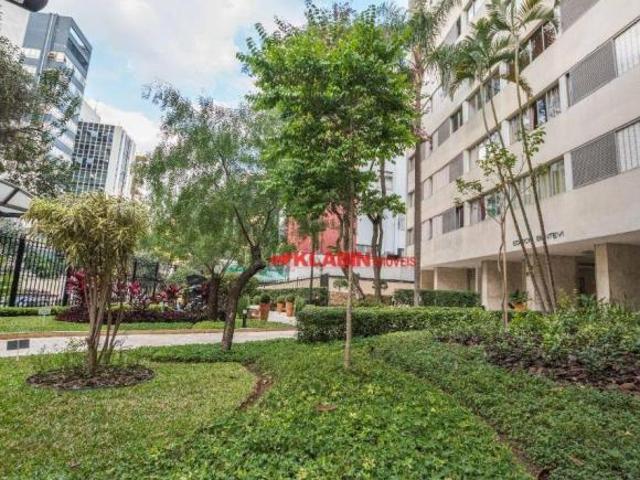 Apartamento com 3 dormitórios à venda, 107 m² por R$ 1.590.000,00 Higienópolis São Paulo/SP