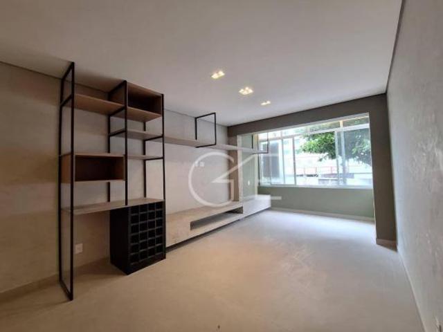 Apartamento com 3 dormitórios à venda, 107 m² por R$ 930.000,00 José Menino Santos/SP