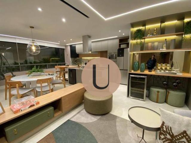 Apartamento com 3 dormitórios à venda, 104 m² por R$ 1.423.677,23 Centro São Caetano do Sul/SP