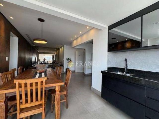 Apartamento com 3 dormitórios à venda, 104 m² Vila Jaboticabeira Taubaté/SP