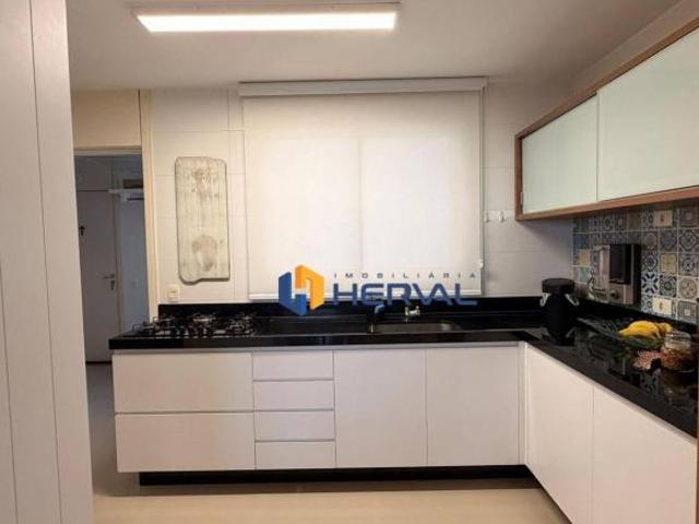 Apartamento com 3 dormitórios à venda, 105 m² por R$ 1.150.000,00 Zona 08 Maringá/PR