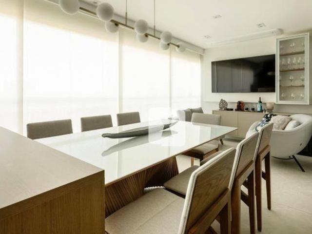 Apartamento com 3 dormitórios à venda, 105 m² por R$ 2.300.000,00 Vila Anastácio São Paulo/SP