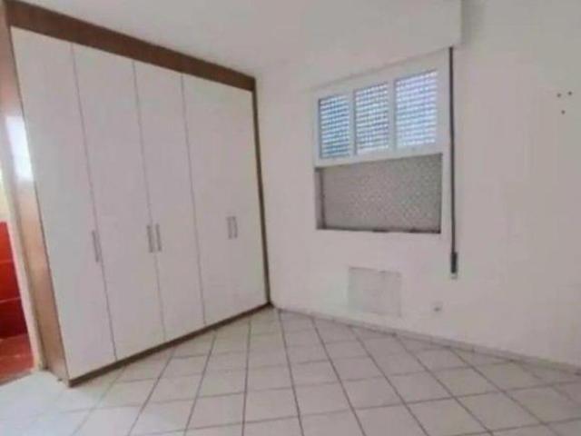 Apartamento com 3 dormitórios à venda, 105 m² por R$ 745.000,00 Ponta da Praia Santos/SP