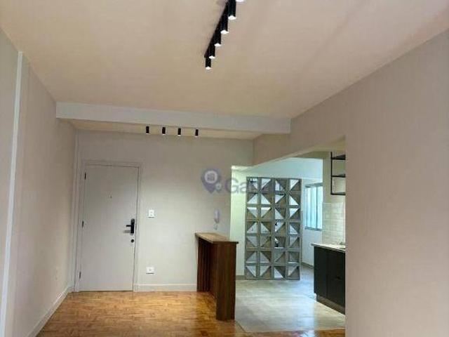 Apartamento com 3 dormitórios à venda, 105 m² por R$ 899.000,00 Pinheiros São Paulo/SP
