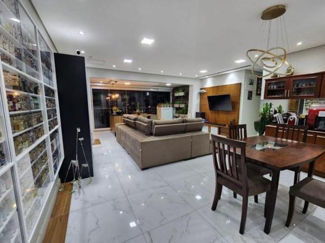 Apartamento com 3 dormitórios à venda, 106 m² por R$ 1.170.000,00 Jardim Maia Guarulhos/SP