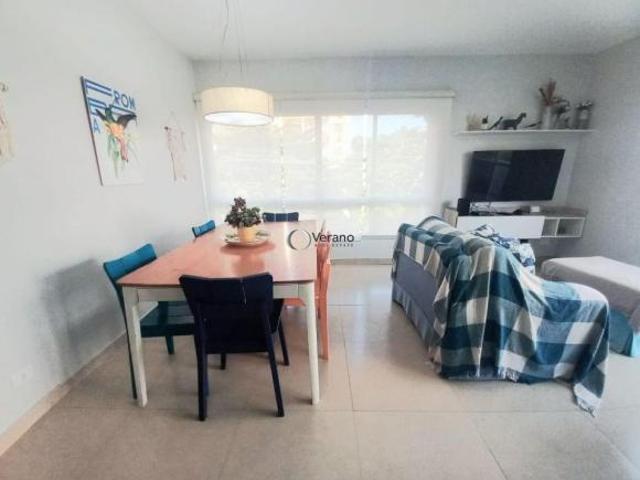 Apartamento com 3 dormitórios à venda, 106 m² por R$ 450.000,00 E