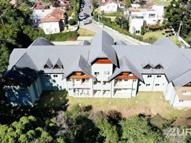 Apartamento com 3 dormitórios à venda, 108 m² por R$ 900.000,00 Jaguaribe Campos do Jordão/SP