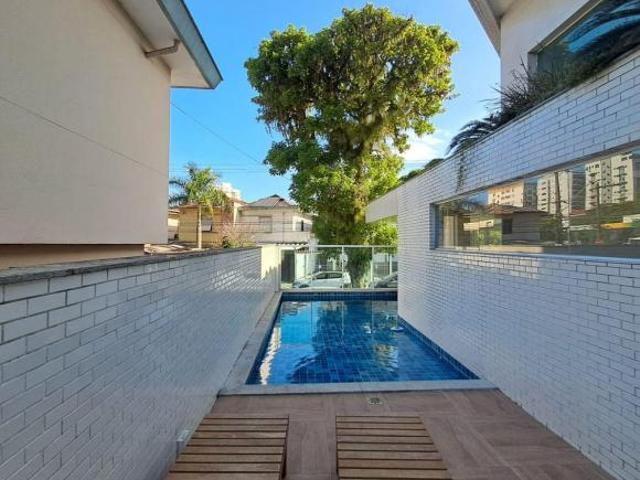 Apartamento com 3 dormitórios à venda, 109 m² por R$ 1.250.000,00 Boqueirão Santos/SP