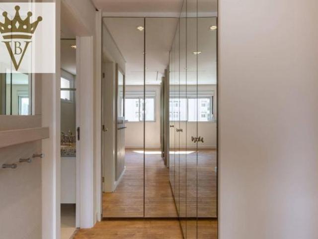 Apartamento com 3 dormitórios à venda, 109 m² por R$ 2.200.000,00 Vila Olímpia São Paulo/SP