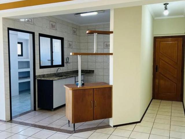 Apartamento com 3 dormitórios à venda, 109 m por R$530.000 Apartamento Santa Ma