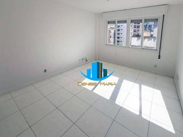 Apartamento com 3 dormitórios à venda, 109 m² por R$ 650.000,00 Boqueirão Santos/SP