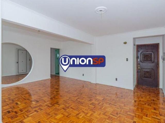 Apartamento com 3 dormitórios à venda, 109 m² por R$ 900.000,00 Bela Vista S