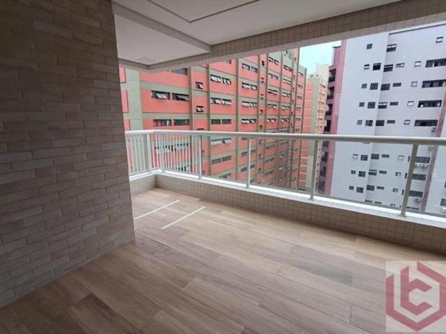 Apartamento com 3 dormitórios à venda, 110 m² por R$ 1.450.000,00 Embaré Santos/SP