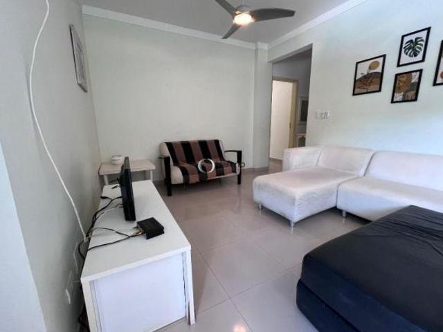 Apartamento com 3 dormitórios à venda, 110 m² por R$ 500.000,00 E
