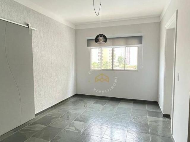 Apartamento com 3 dormitórios à venda, 110 m² por R$ 660.000,00 Cambuí Campinas/SP