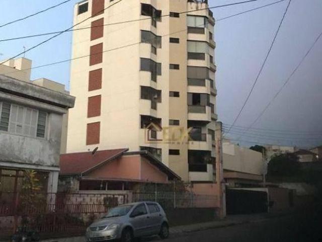 Apartamento com 3 dormitórios à venda, 110 m² por R$ 680.000,00 Centro Taubaté/SP